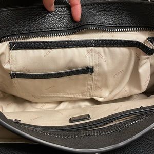 Guess | Bags | Guess 981 Black Handbag With Shoulder Strap | Poshmark